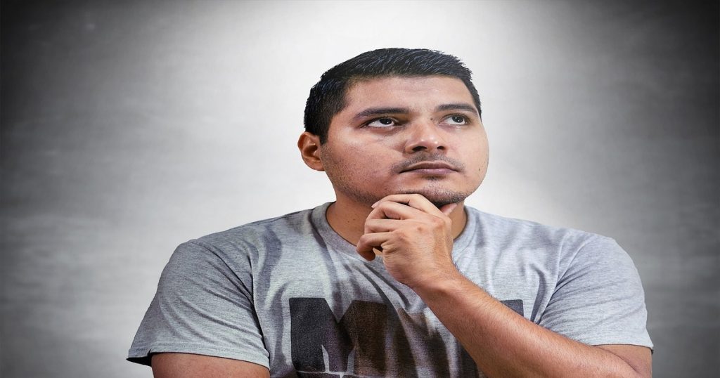 Dente Mole em Adultos? Entenda as Causas Desse Problema